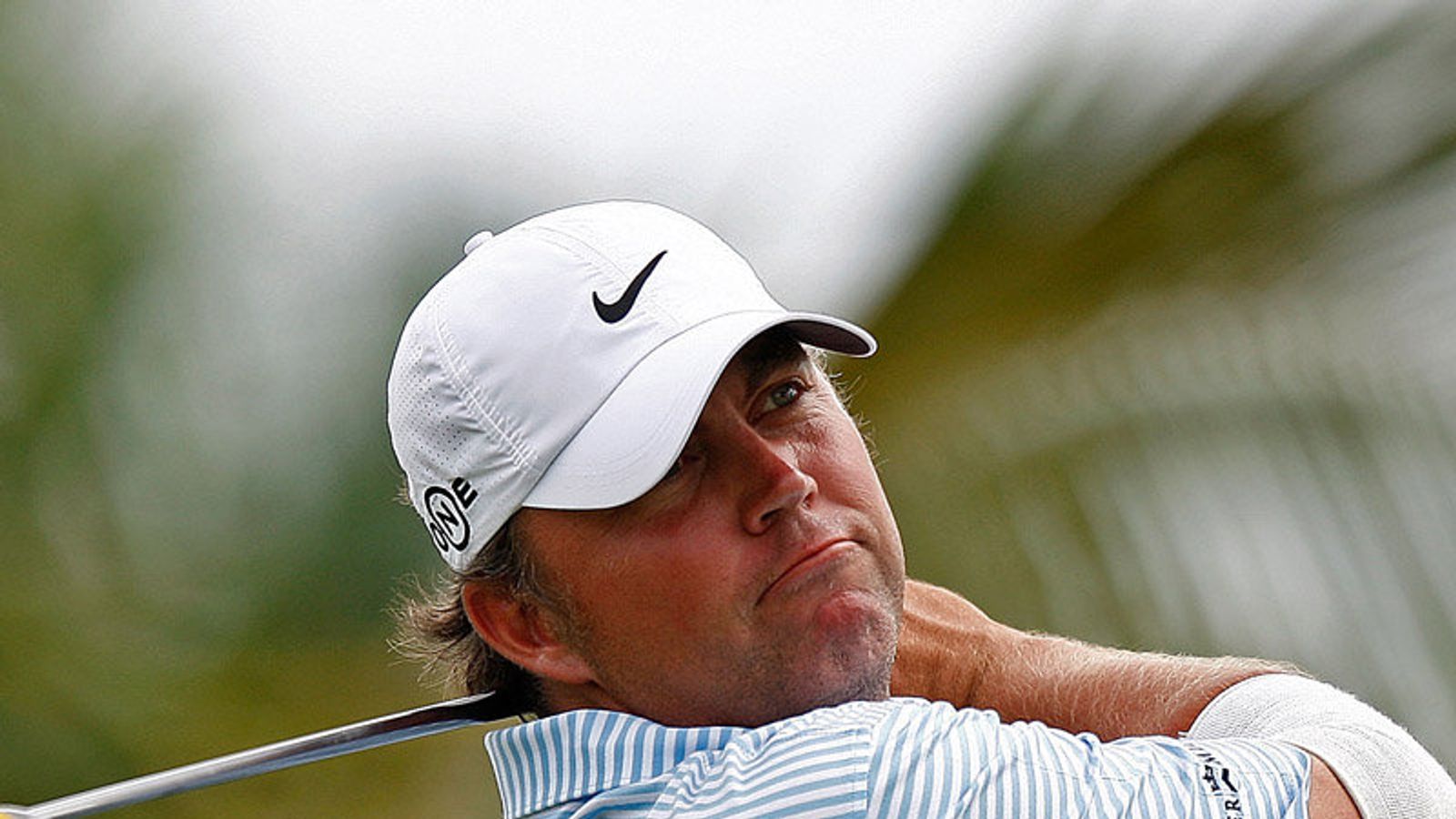 Van Pelt retains advantage | Golf News | Sky Sports