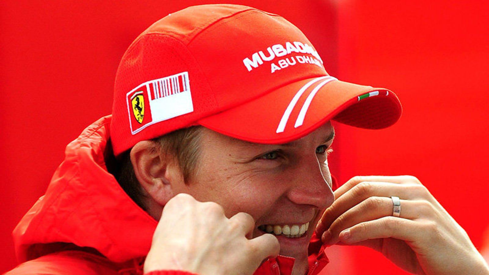 Kimi agrees new deal | F1 News