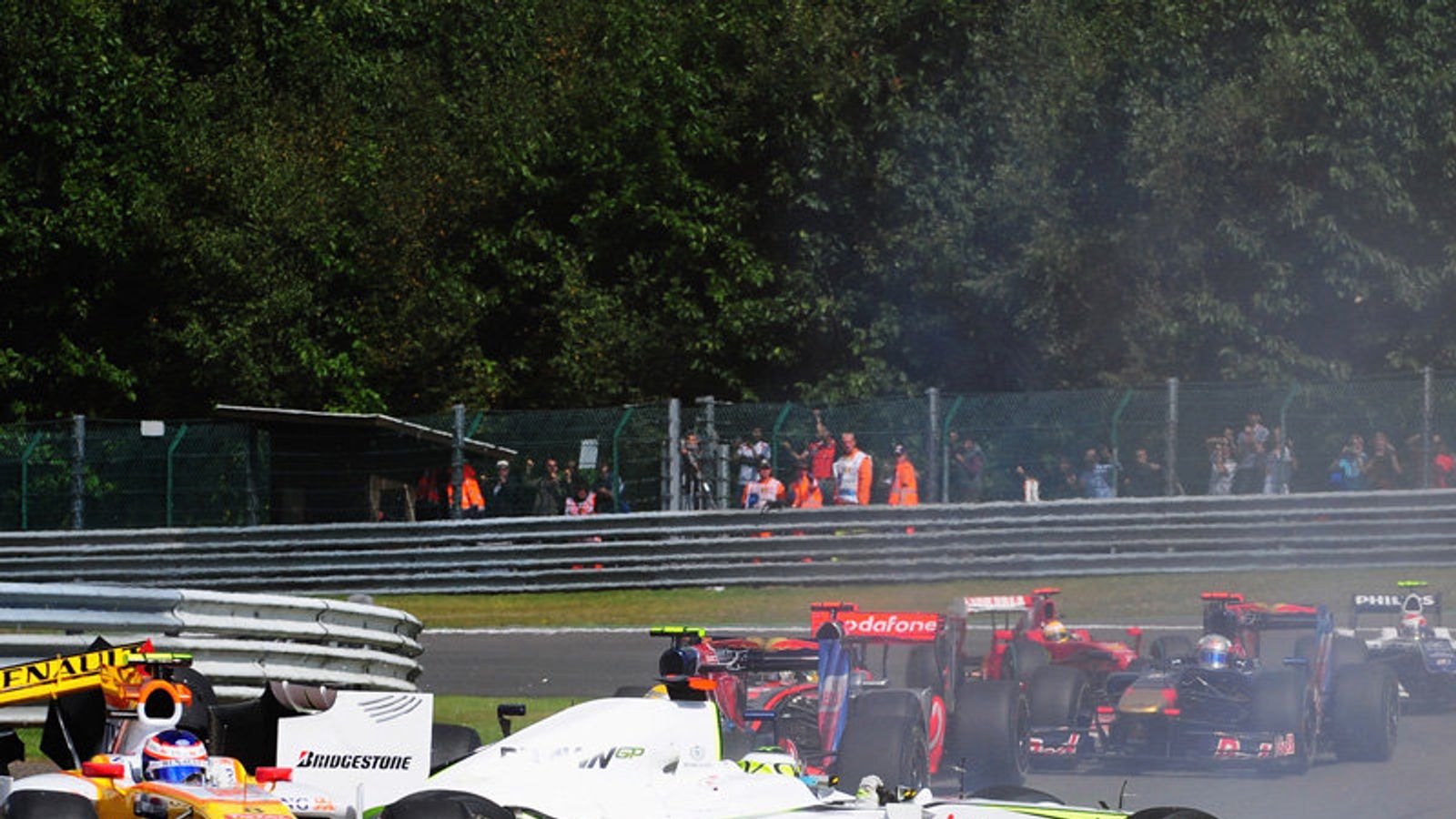 Early exit frustrates Button | F1 News