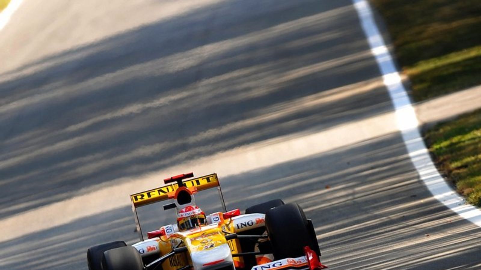 Renault to remain in F1 | F1 News