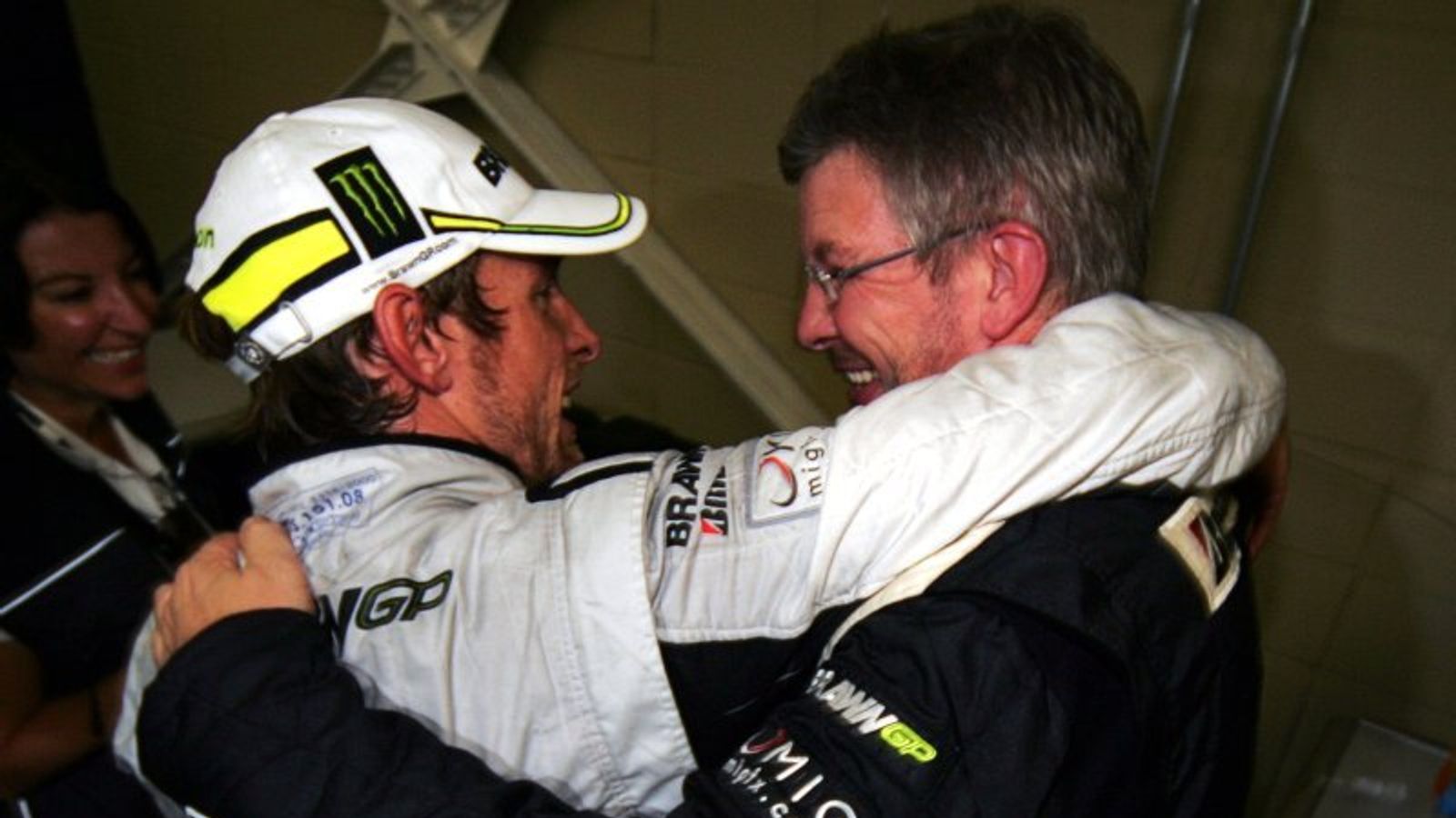 Button joy at MBE honour | F1 News