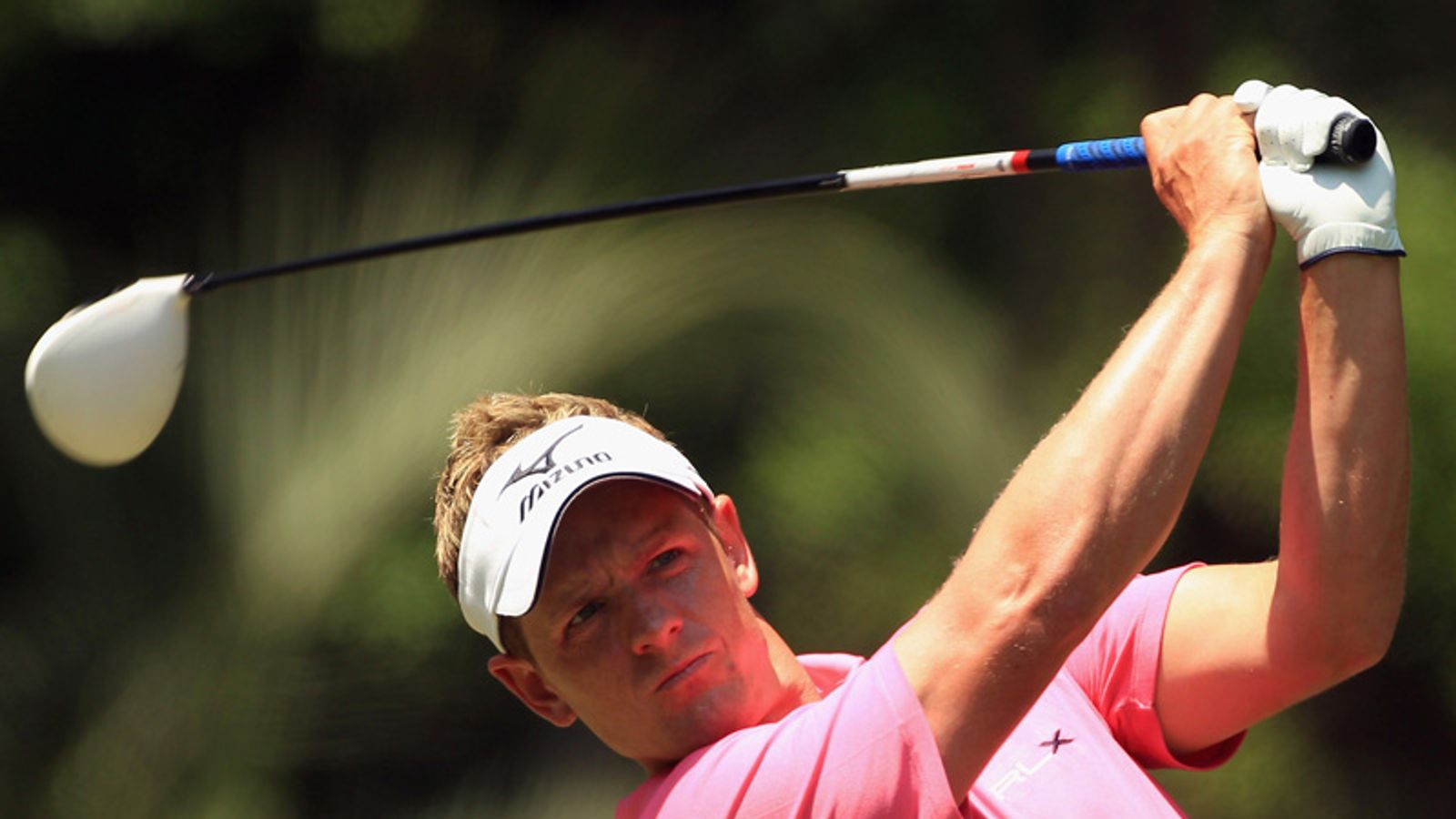 Donald retains narrow lead | Golf News | Sky Sports