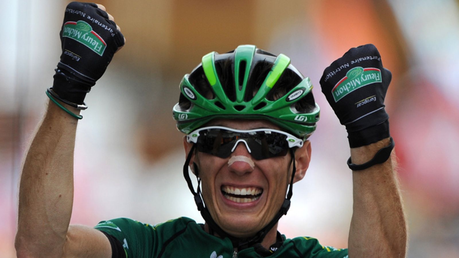 Rolland storms L'Alpe-d'Huez | Cycling News | Sky Sports