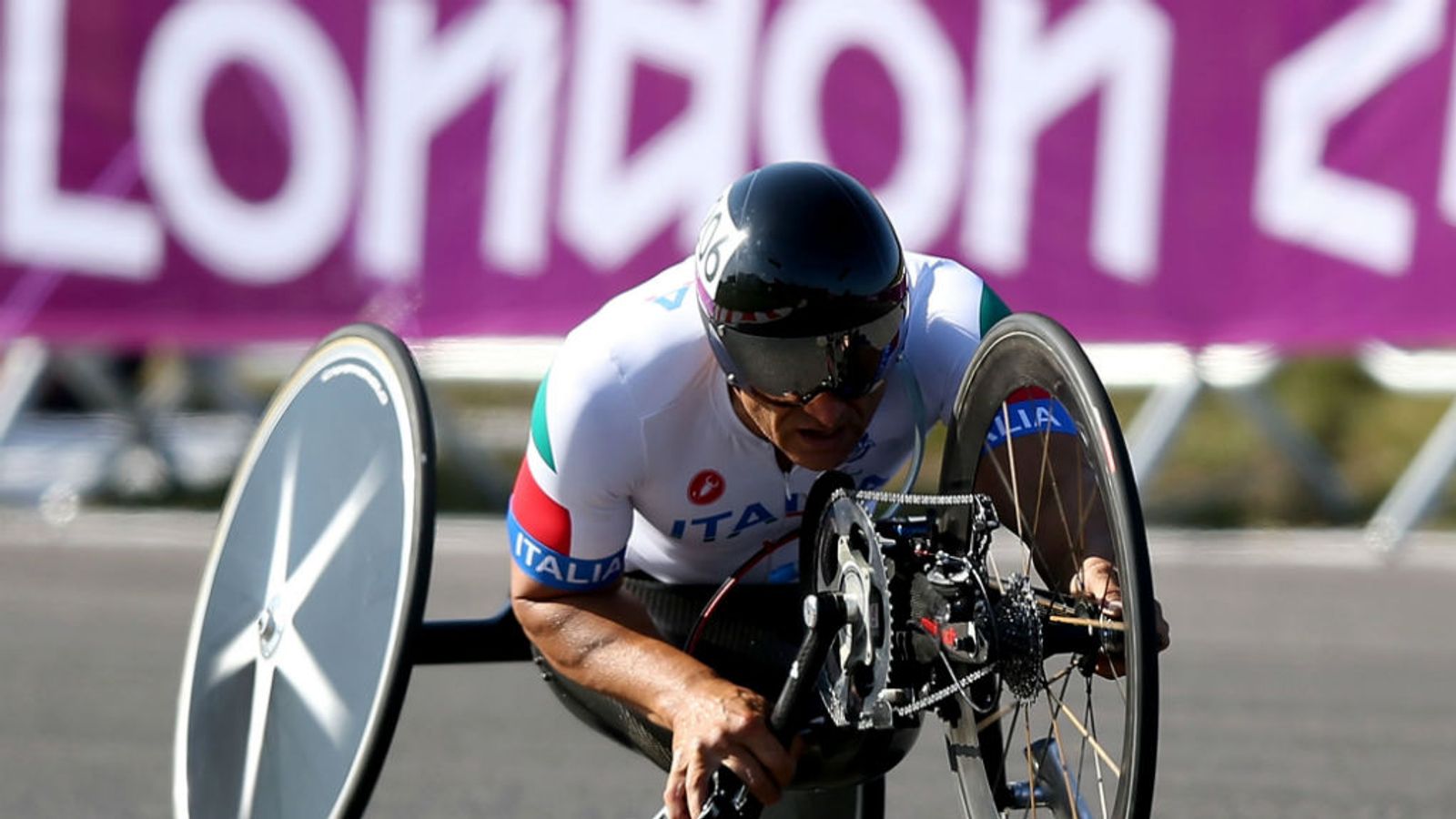 Ex-F1 driver takes gold | Olympics News | Sky Sports