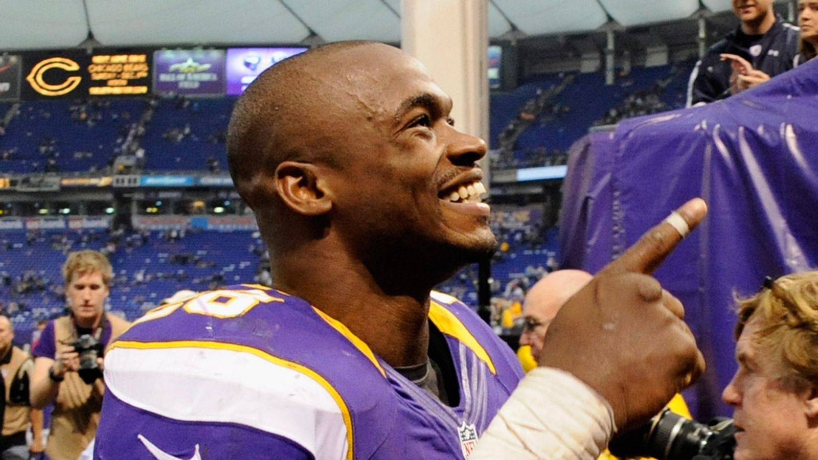 NFL: Adrian Peterson on form as Minnesota Vikings beat Detoit Lions ...