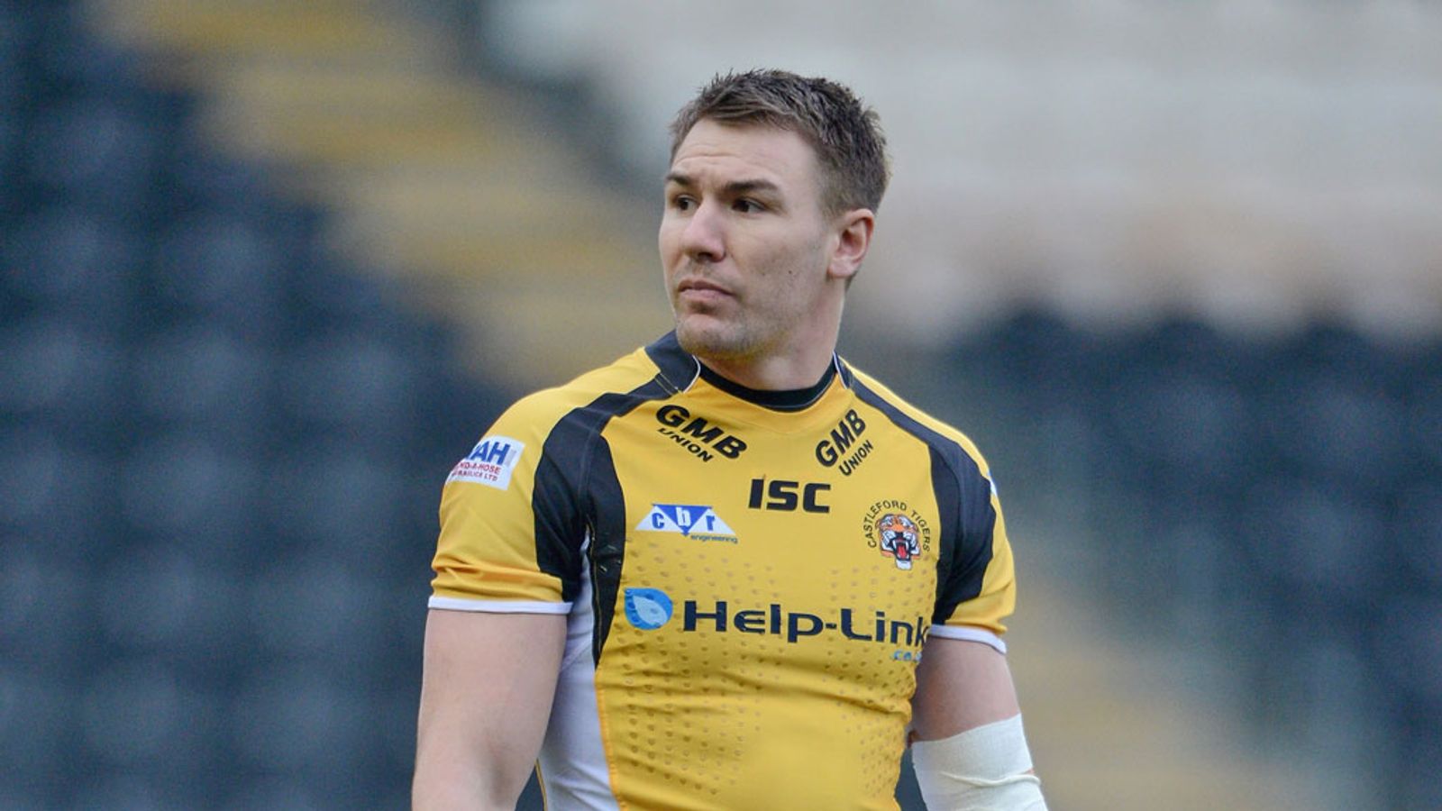 Michael Shenton is hoping to see progress from Castleford Tigers this ...