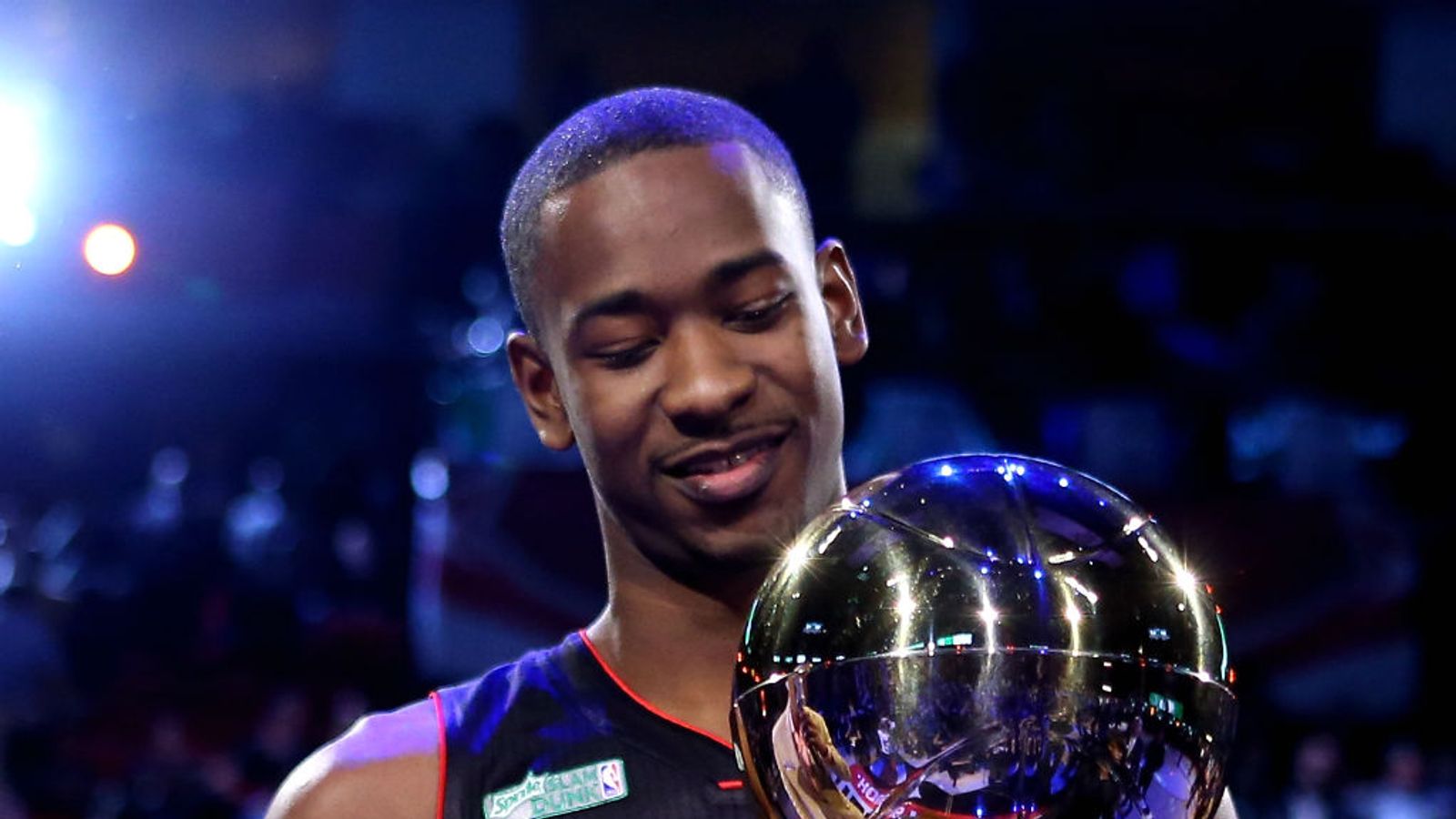 NBA rookie Terrence Ross of the Toronto Raptors wins NBA Slam Dunk ...