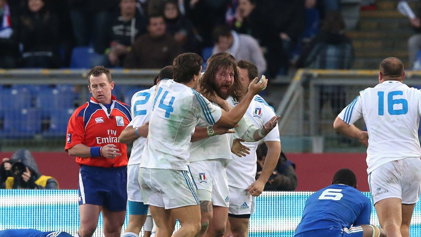 Italy 23 - 18 France - Match Report & Highlights