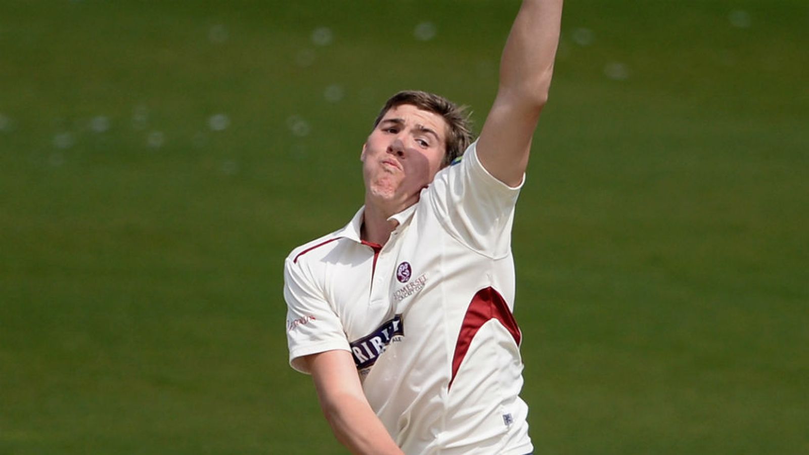 LV= County Championship: Jamie Overton shines for Somerset | Cricket ...