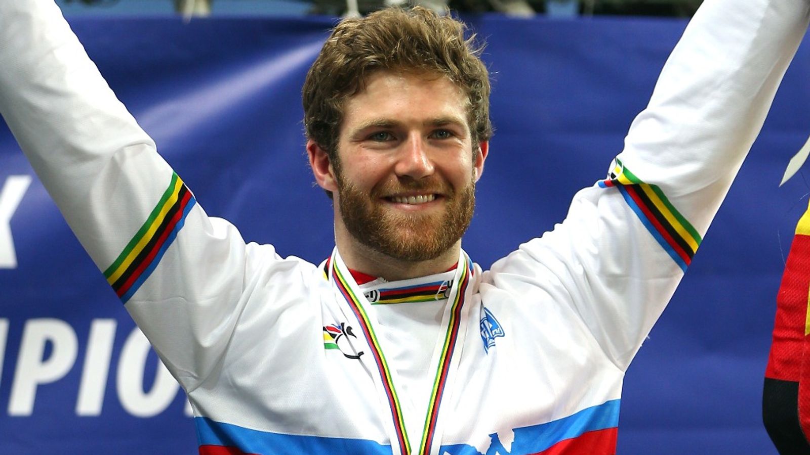 Liam Phillips crowned BMX world champion with dominant display in ...