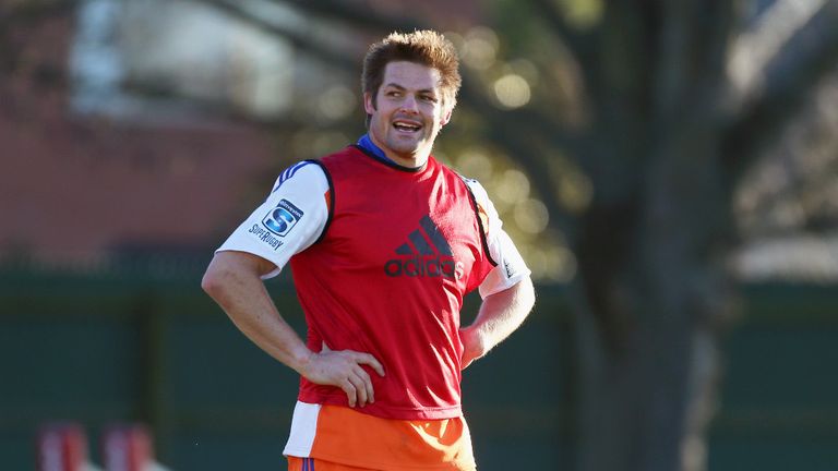 New Zealand captain Richie McCaw returns to rugby after seven-month ...