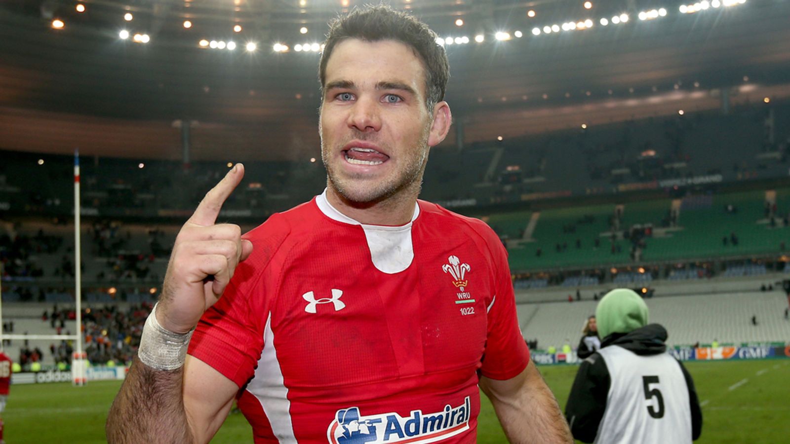 Mike Phillips to retire from rugby at the end of the season | Rugby ...