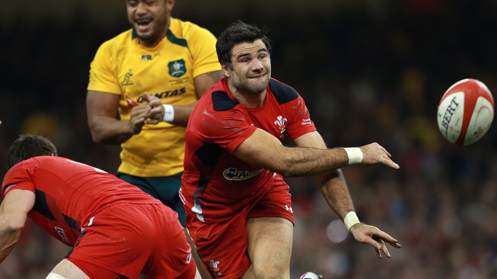 Heineken Cup: Mike Phillips could make Racing Metro debut against ...