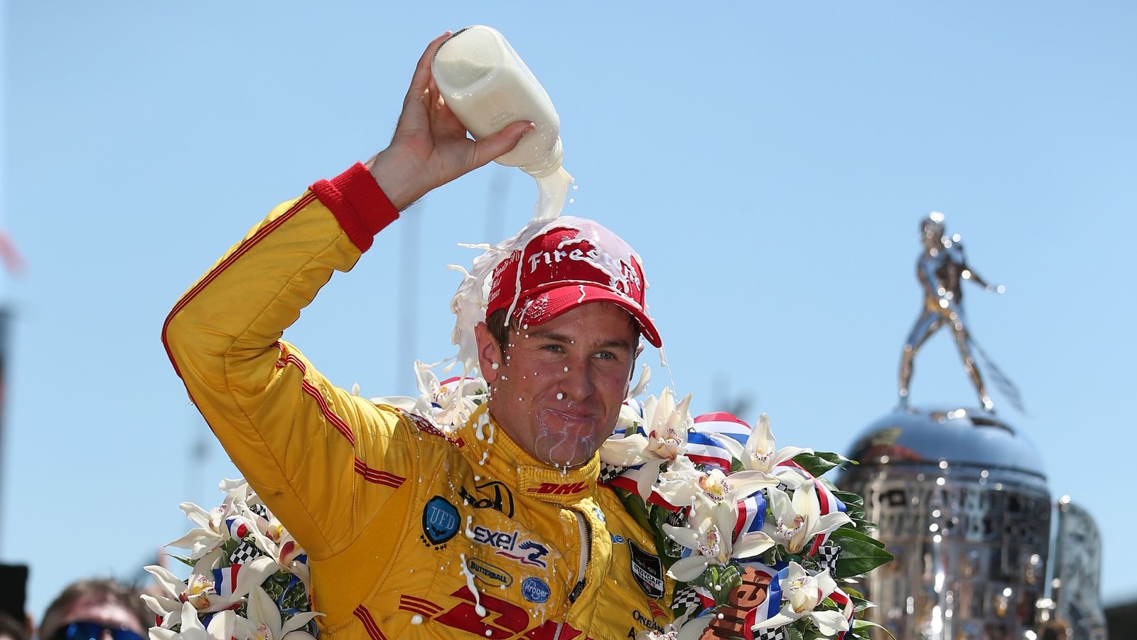 Indianapolis 500: Ryan Hunter-Reay passes Helio Castroneves on final ...