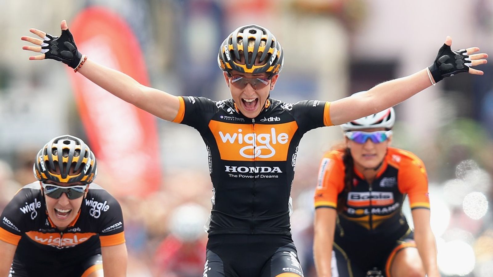Laura Trott wins British national women's road race title after sprint ...