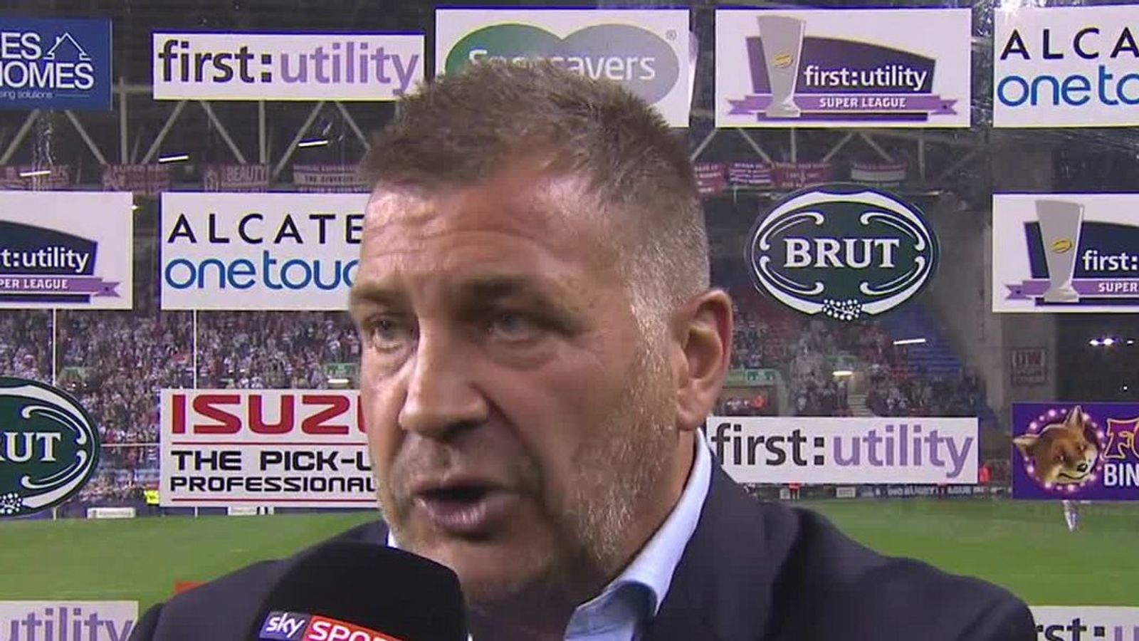 Wigan coach Shane Wane and Warrington coach Tony Smith react to Wigan ...
