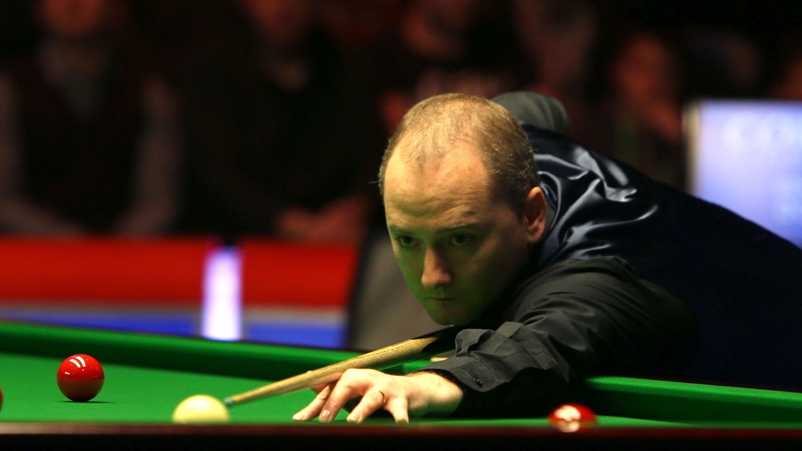 UK Championship: Graeme Dott defeats defending champion Neil Robertson ...