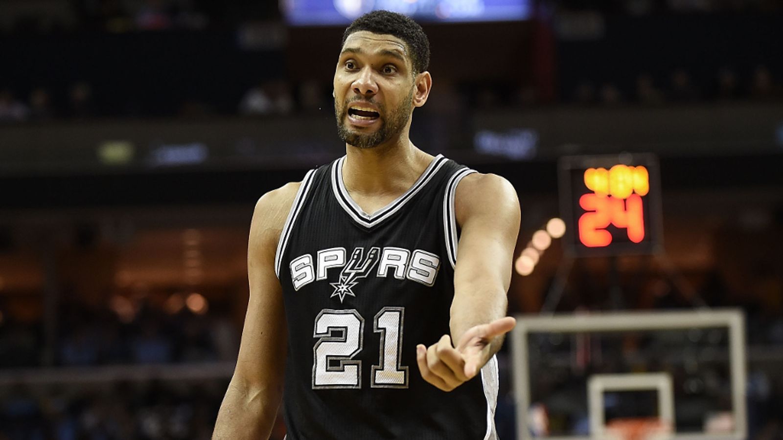 Tim Duncan leads San Antonio to 10th straight NBA victory | Basketball ...