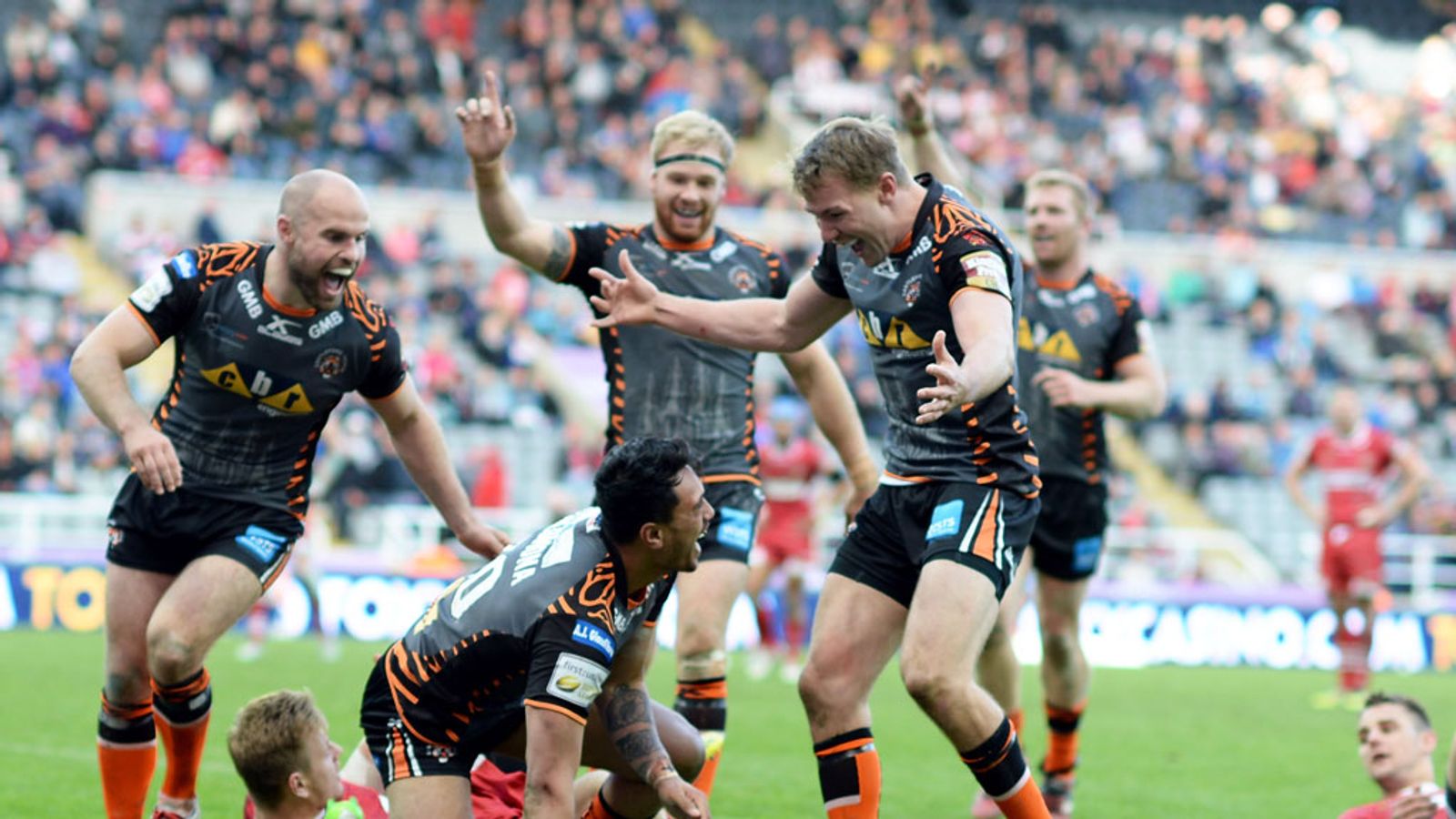 Castleford 56 - 16 Wakefield - Match Report & Highlights