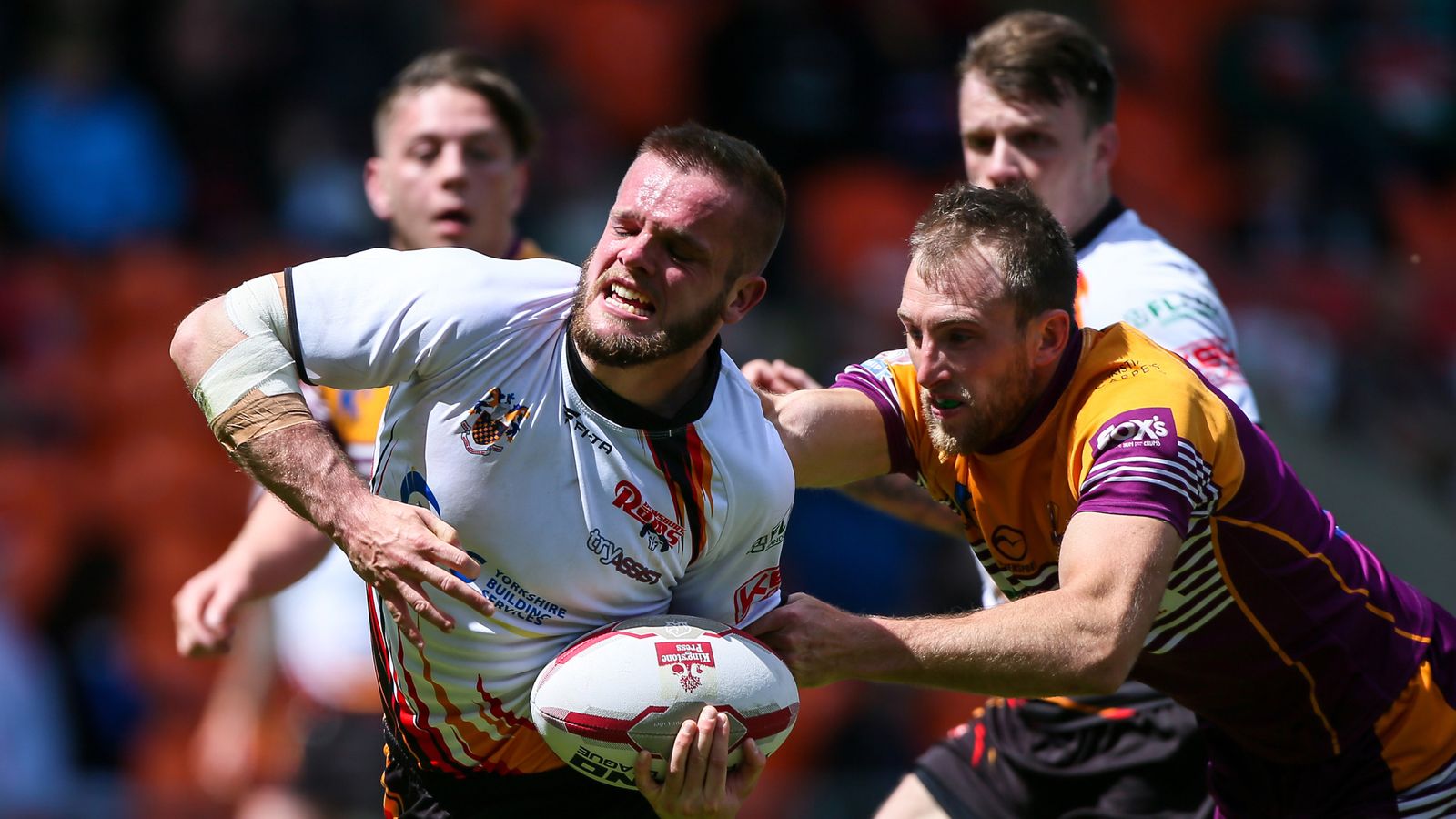 WATCH: 100m goal line drop out | Rugby League News | Sky Sports