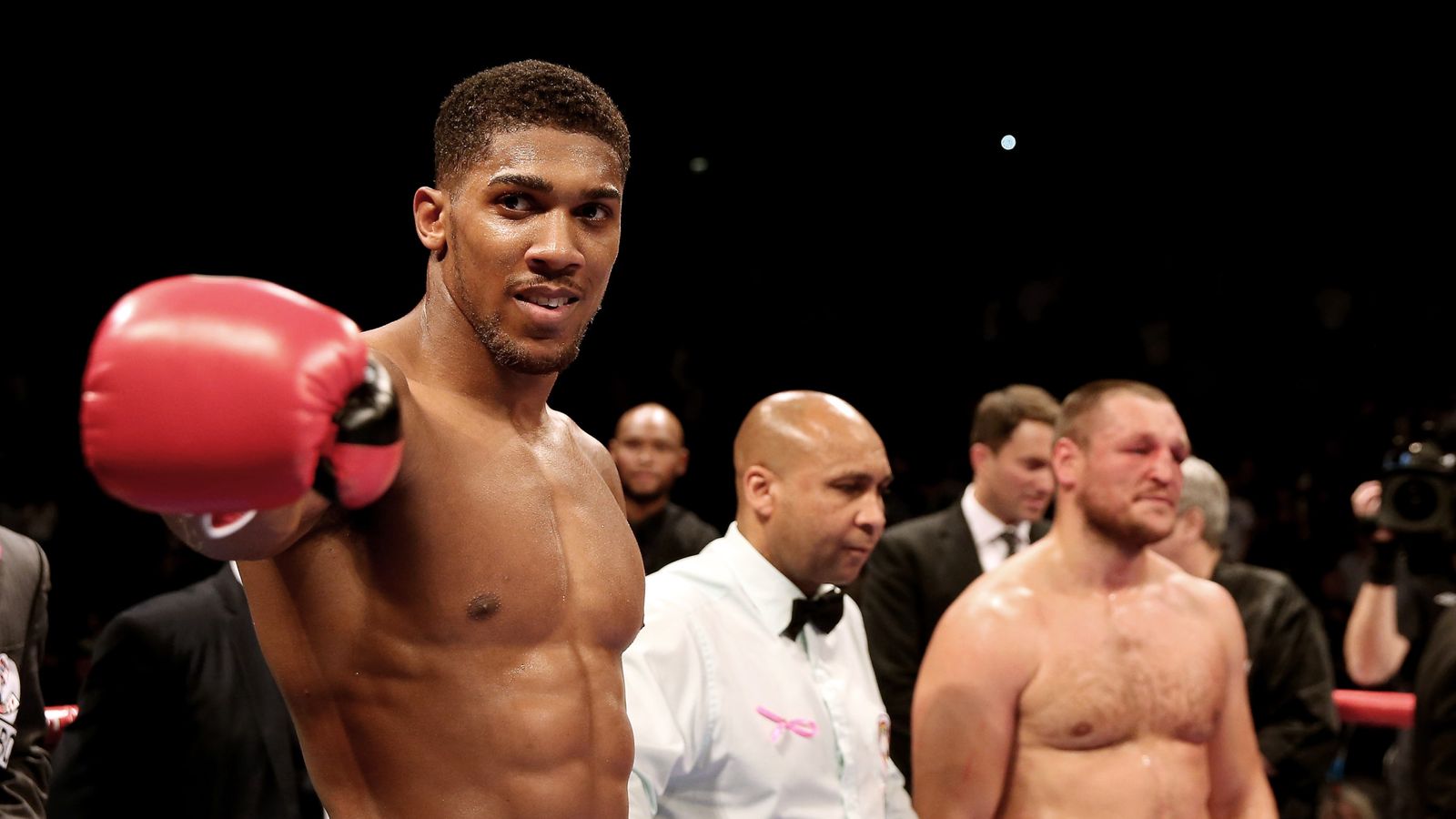 Anthony Joshua assesses his heavyweight rivals' skills | Boxing News ...