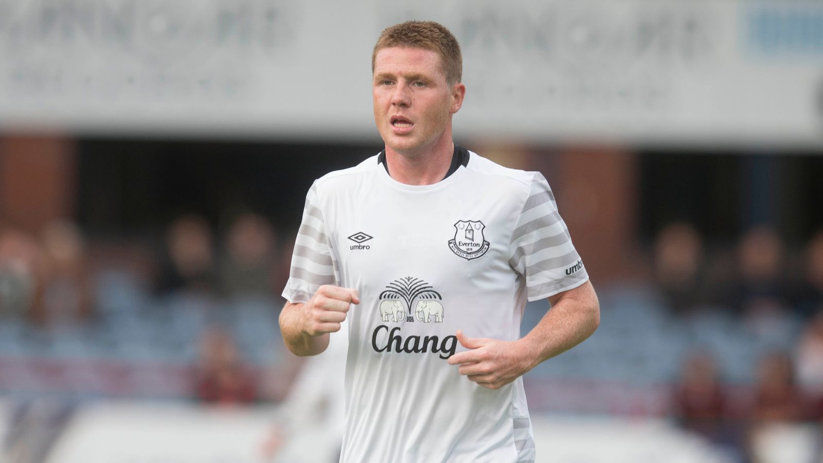 James McCarthy signs new deal with Everton until 2020 | Football News ...