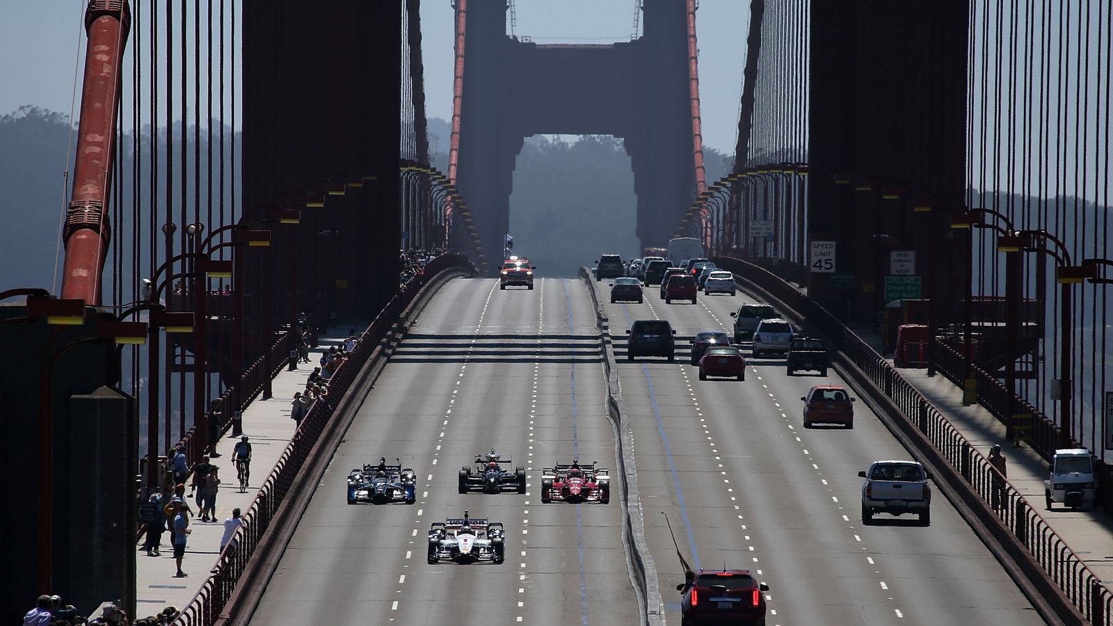 IndyCar drivers' Golden Gate tribute to Justin Wilson | F1 News