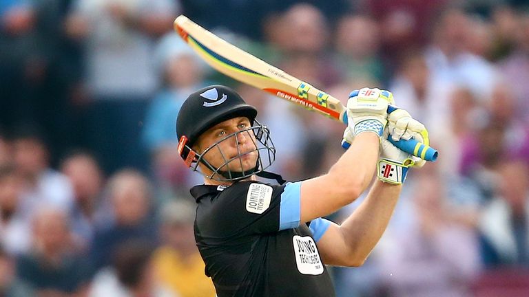 Luke Wright signs new three-year contract at Sussex until 2020 ...