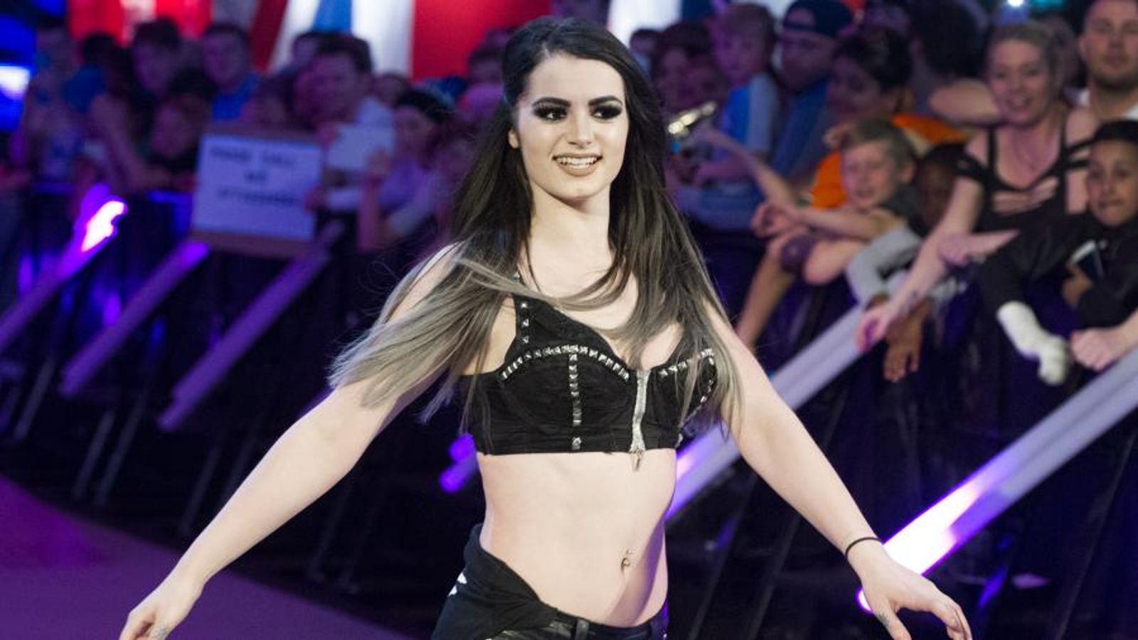 British star Paige says she is not quitting WWE | WWE News | Sky Sports