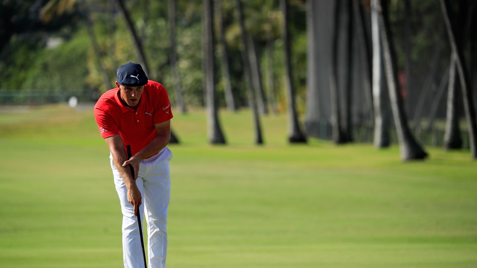 Bryson DeChambeau's putting technique is the talk of the PGA Tour ...
