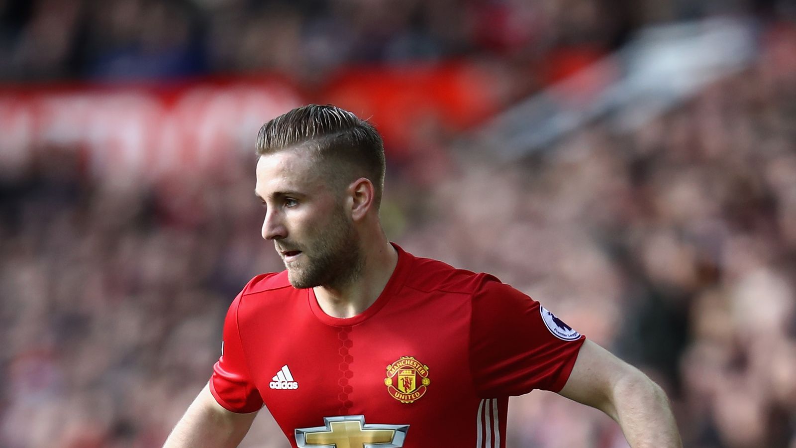 Luke Shaw 'a long way behind' Manchester United team-mates, says Jose ...