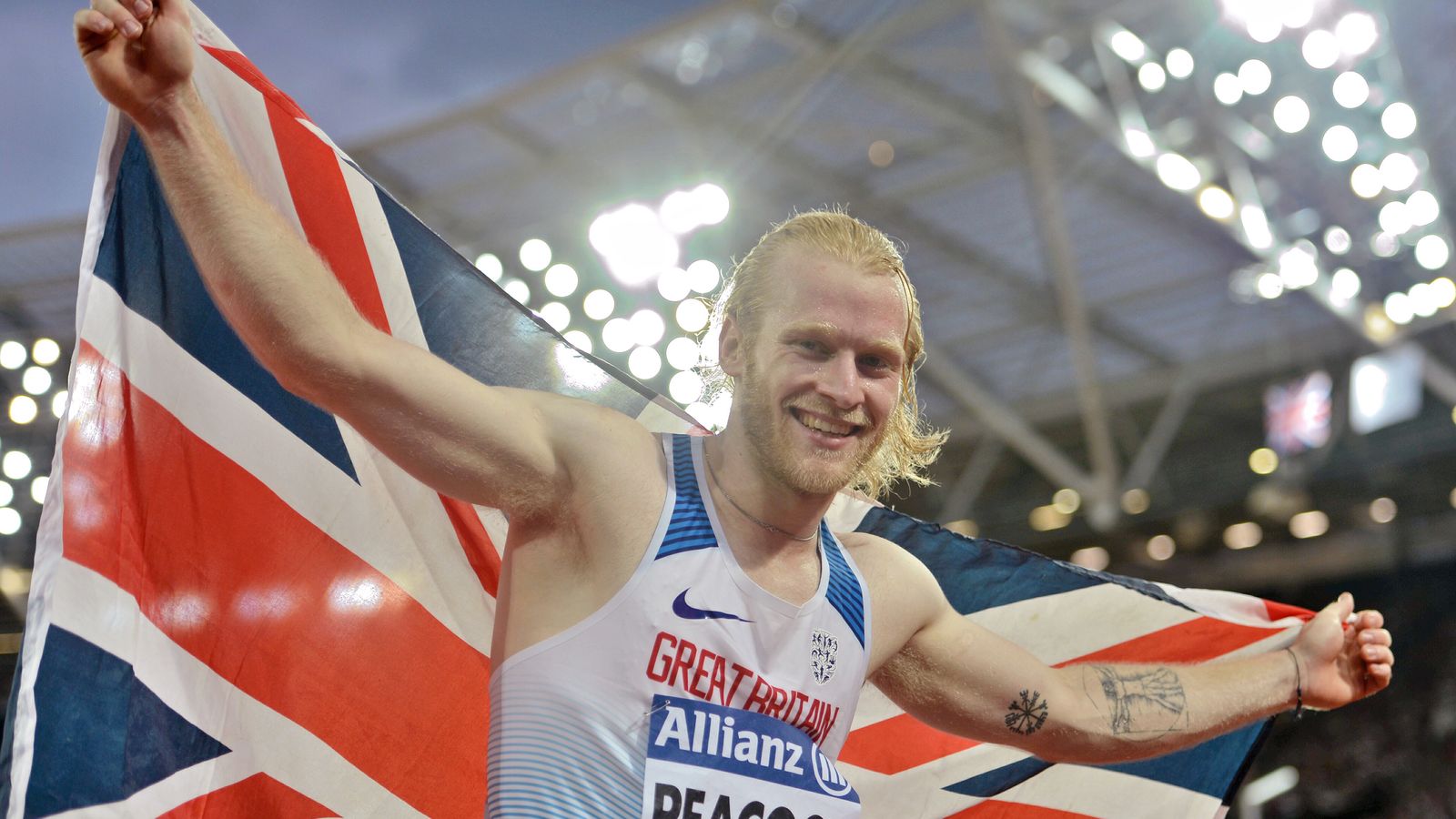 Jonnie Peacock Powers To World Championship Gold Athletics News Sky Sports