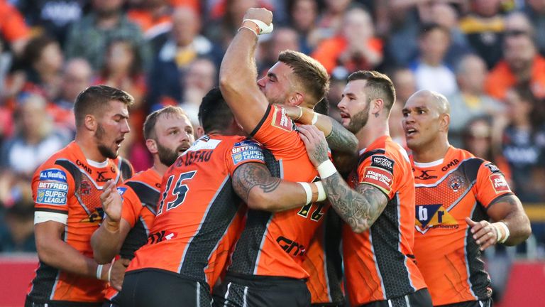 Denny Solomona keen to see former club Castleford win Super League ...