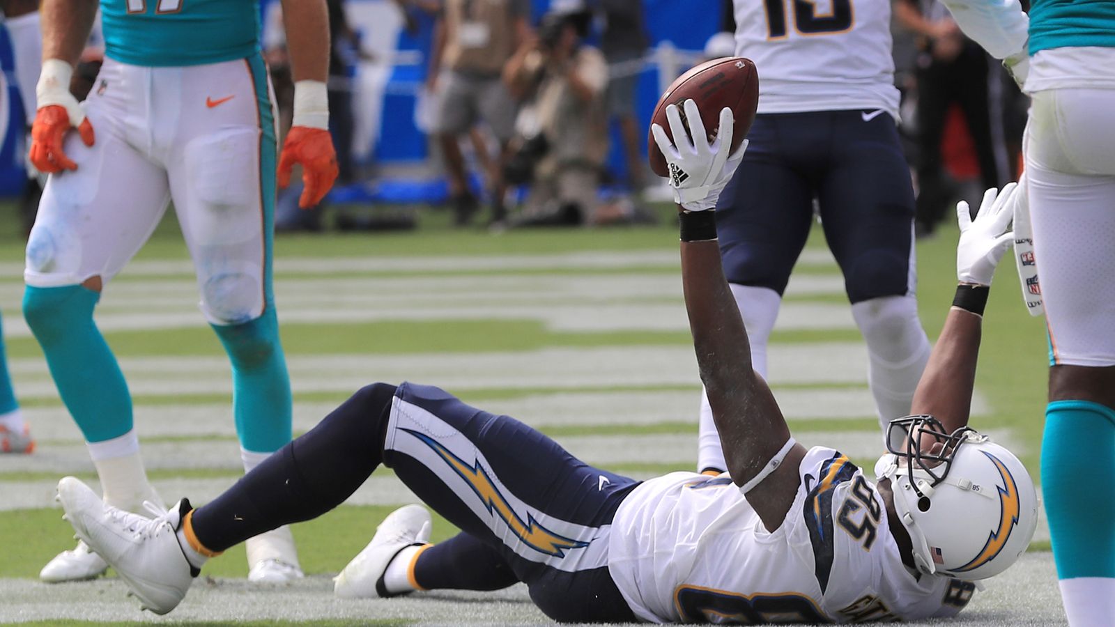 WATCH: Antonio Gates scores record 112th touchdown for Los Angeles ...