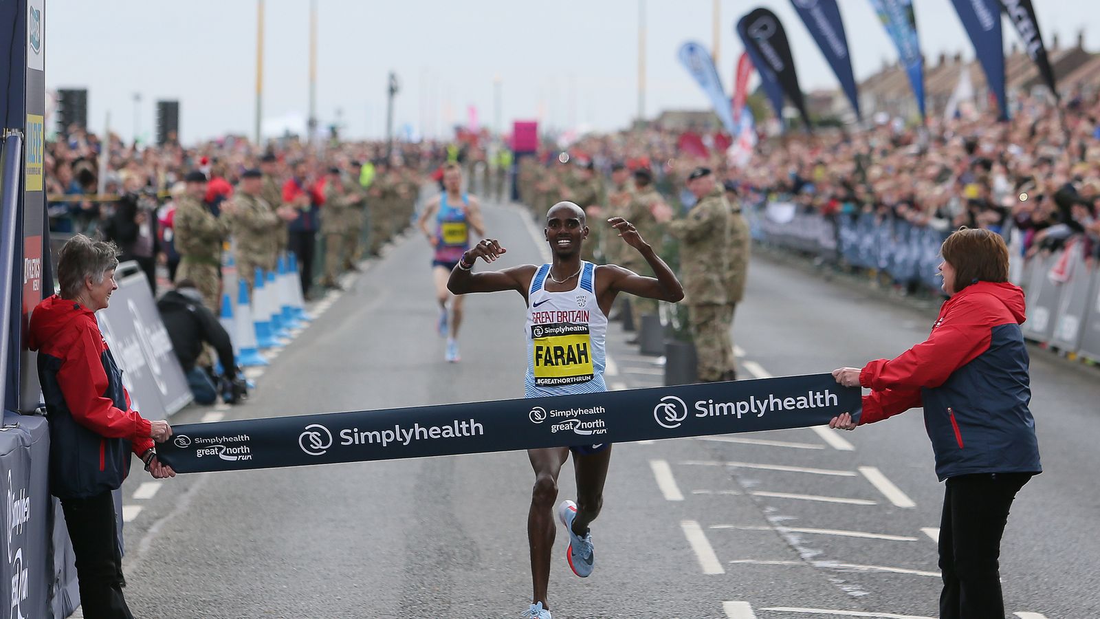 Sir Mo Farah wins fourth straight Great North Run title | Athletics ...