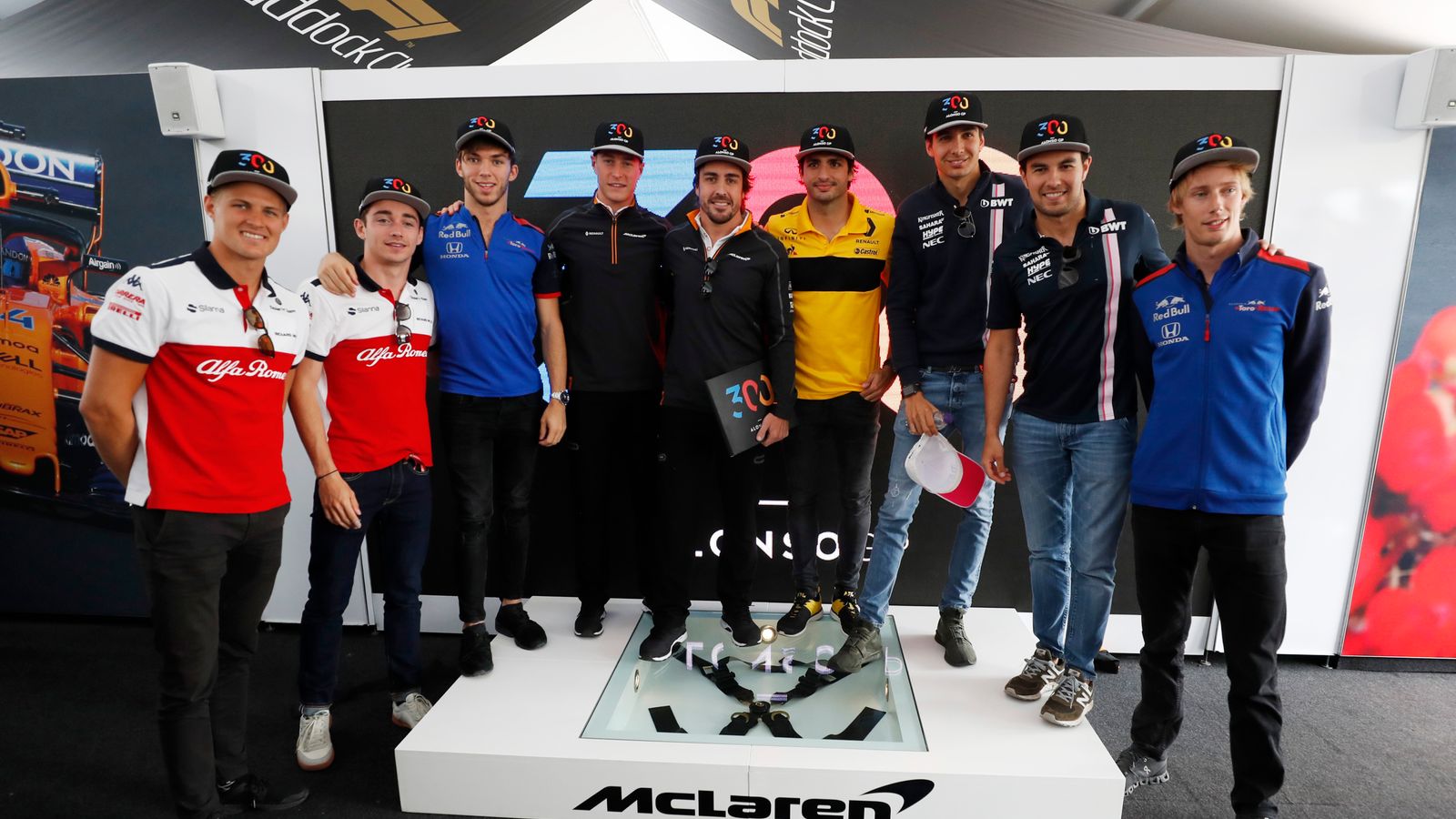 Fernando Alonso reaches 'crazy' 300 F1 Grand Prix milestone | F1 News