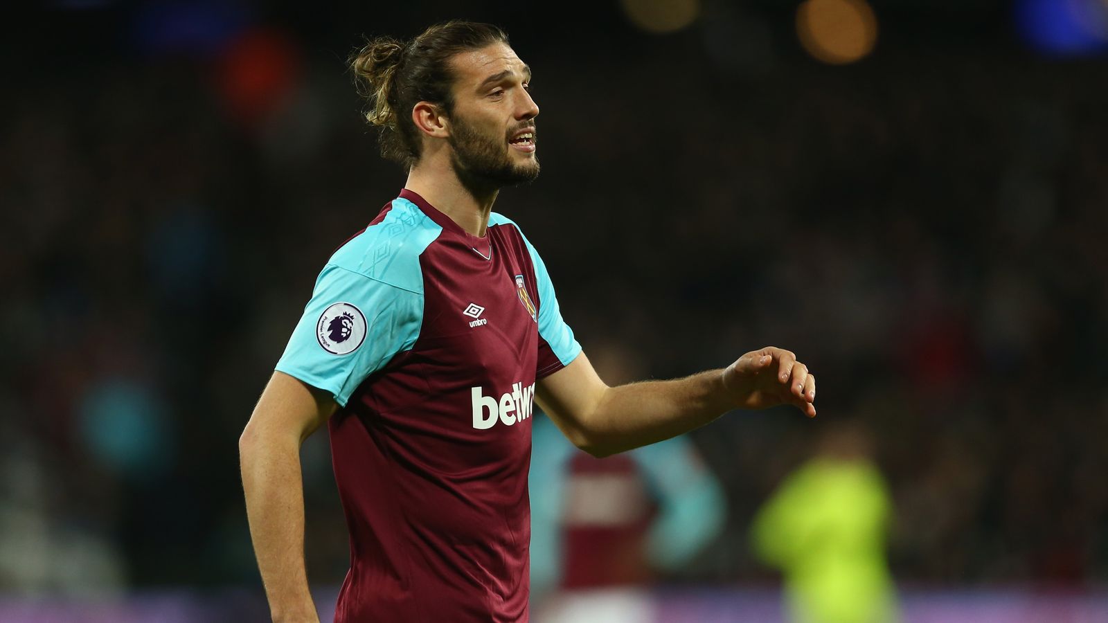Andy Pellegrini Andy Carroll Could Earn A New West Ham Contract