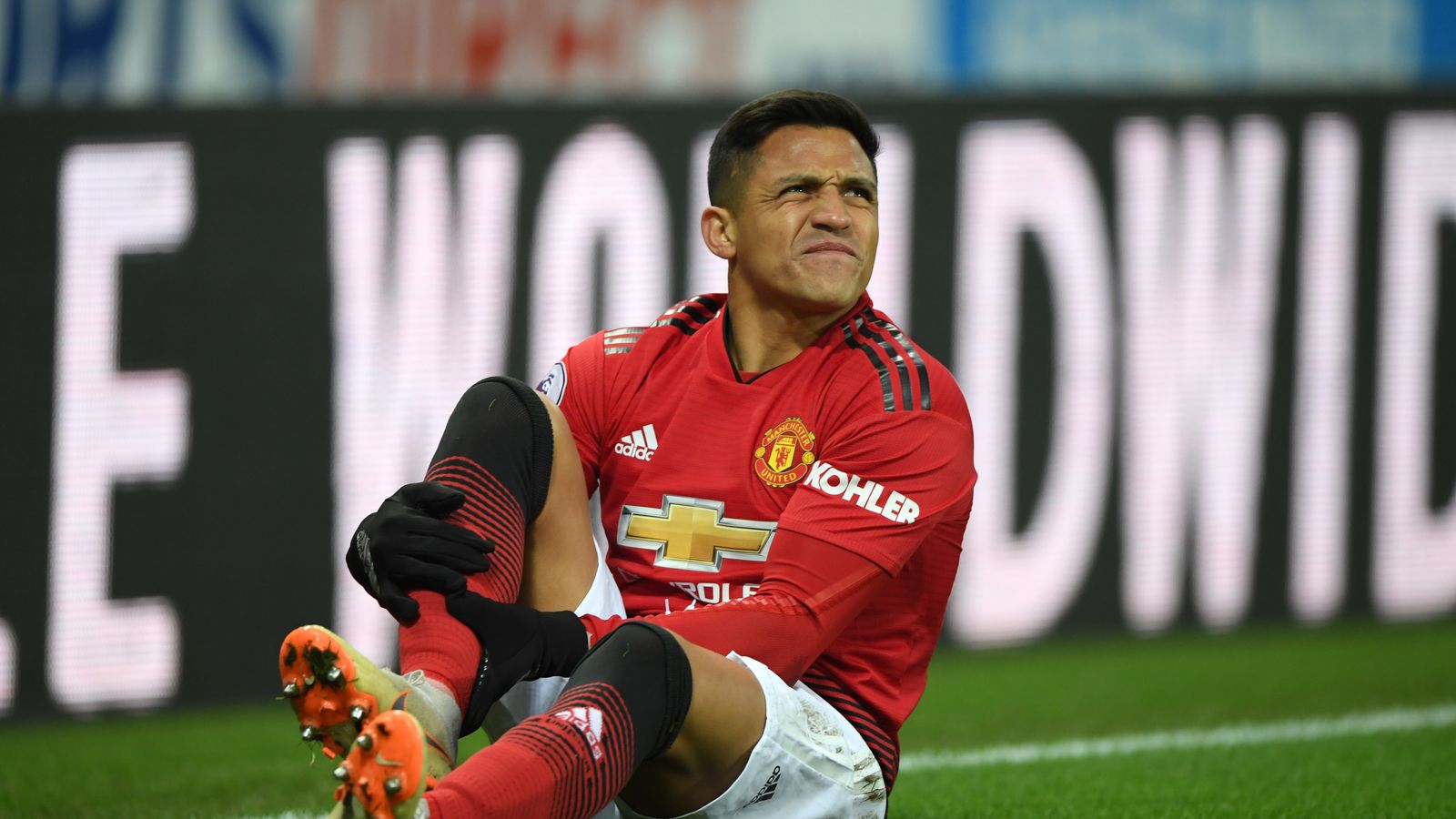 Manchester United's Alexis Sanchez 'not ready' to face Tottenham after ...