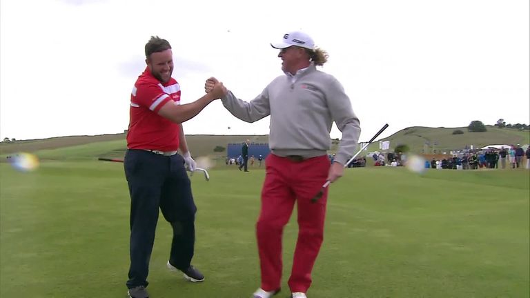 Anton Du Beke gives his verdict on iconic golfing dances | Golf News ...