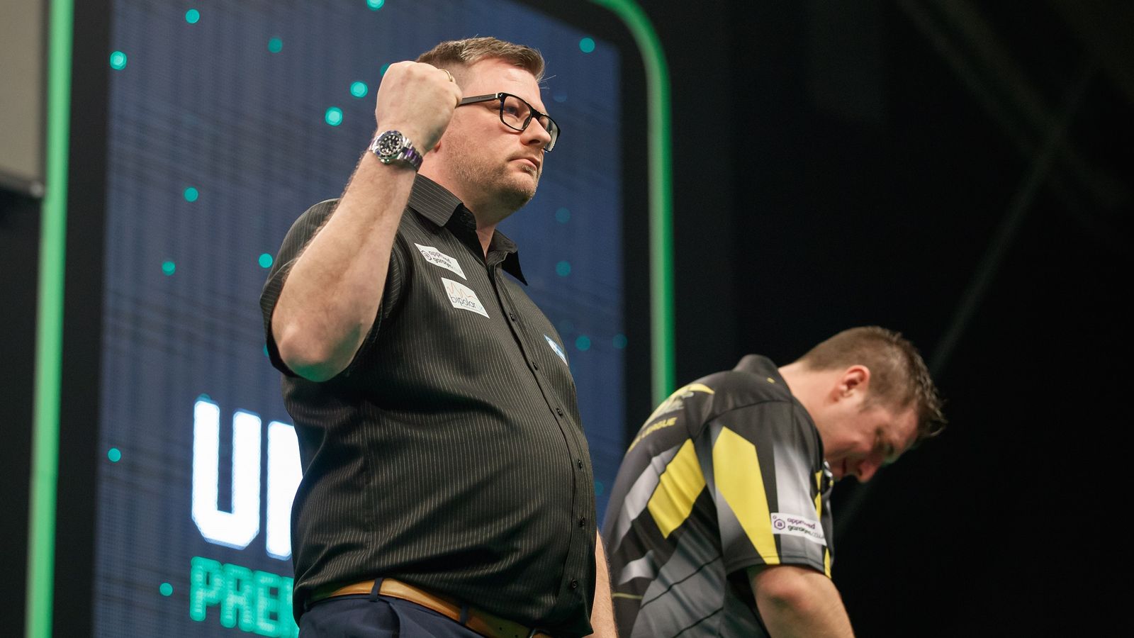 James Wade completes clean sweep while Michael van Gerwen is held to ...