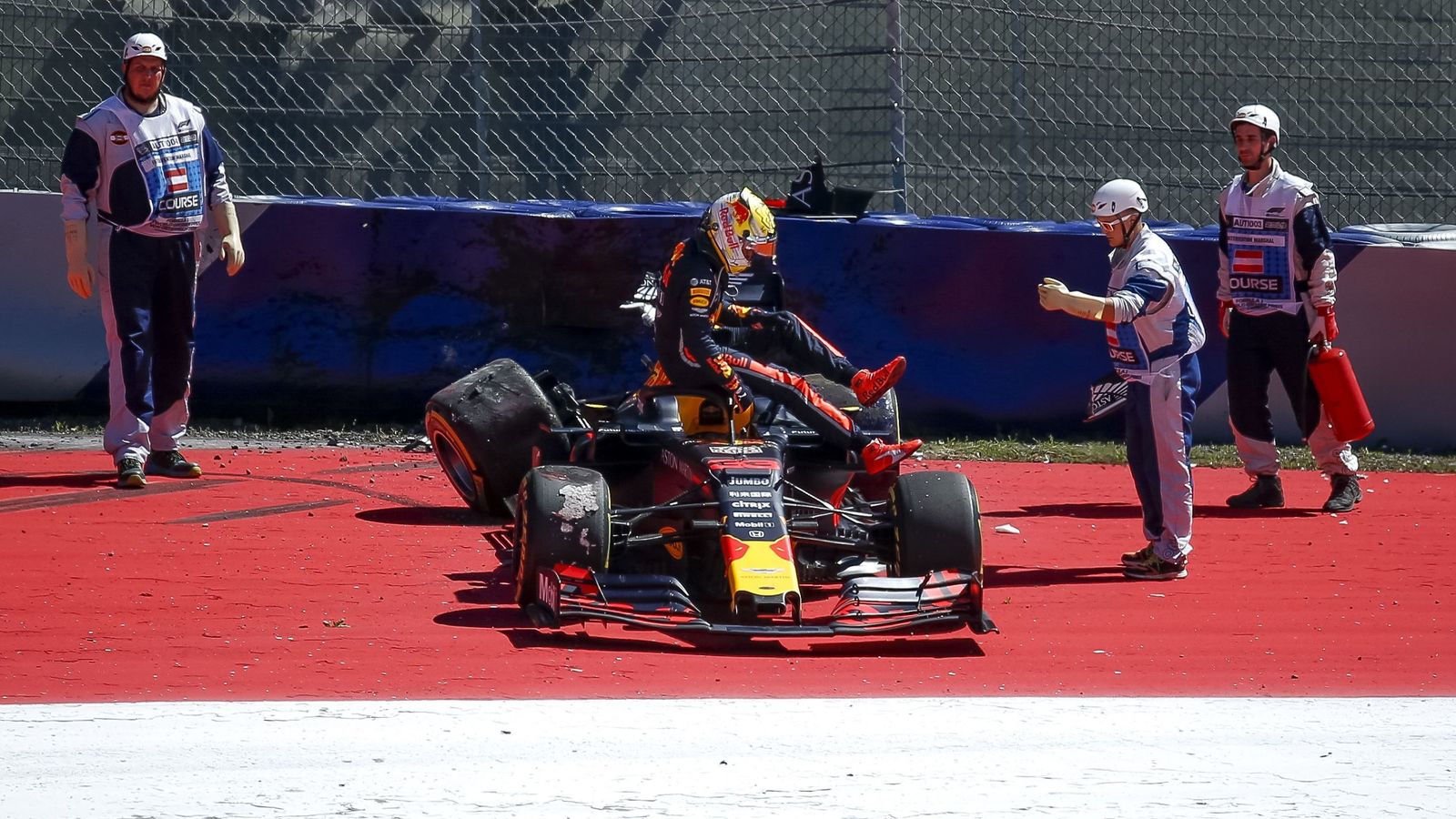 Austrian GP: Lewis Hamilton hails tough track after practice crashes ...