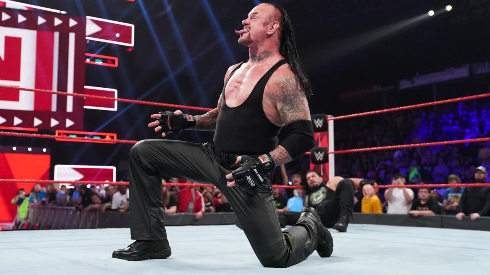 WWE Raw: The Undertaker & Roman Reigns to join up for Extreme Rules ...
