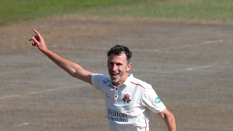 Graham Onions signs new one-year Lancashire deal | Cricket News | Sky ...