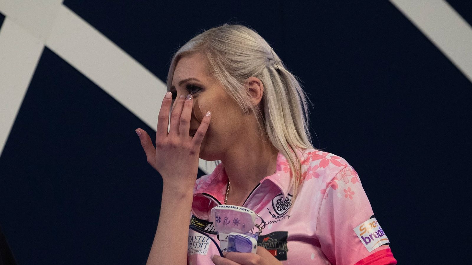 Fallon Sherrock, Rob Cross and Raymond van Barneveld included in ...