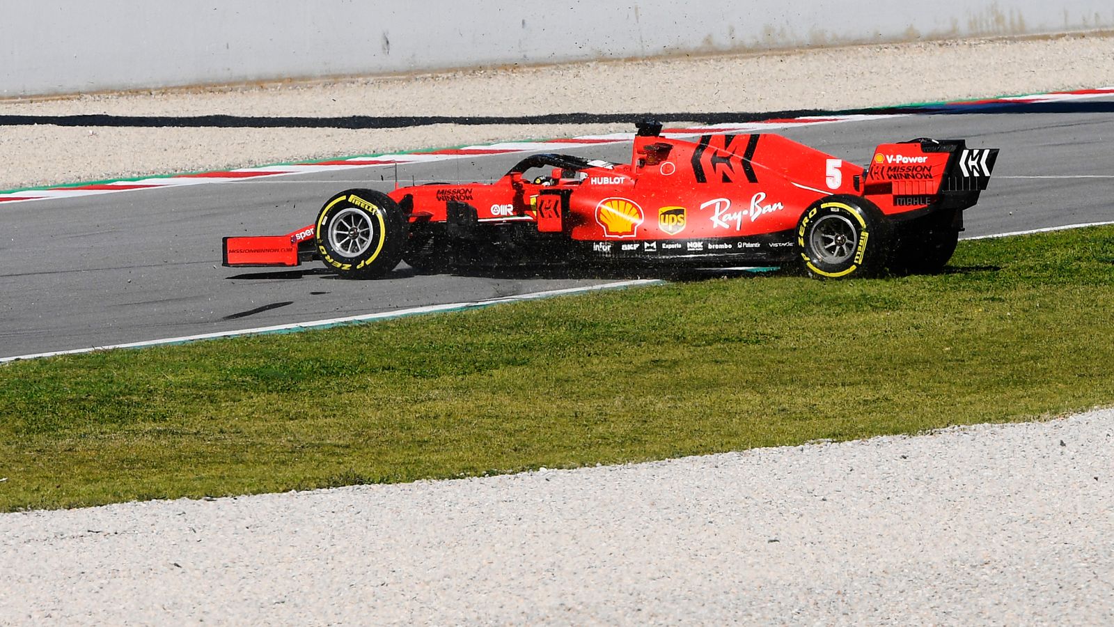 F1 Testing, Test Two Day One AM: Robert Kubica ahead, Sebastian Vettel ...