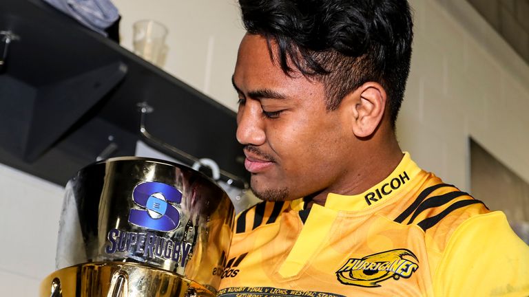 Julian Savea joins Hurricanes for the remainder of Super Rugby Aotearoa ...