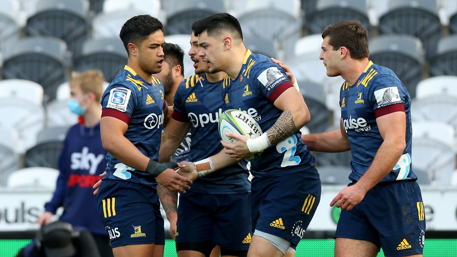 Super Rugby Aotearoa: Highlanders finish on a high with 38-21 win over ...