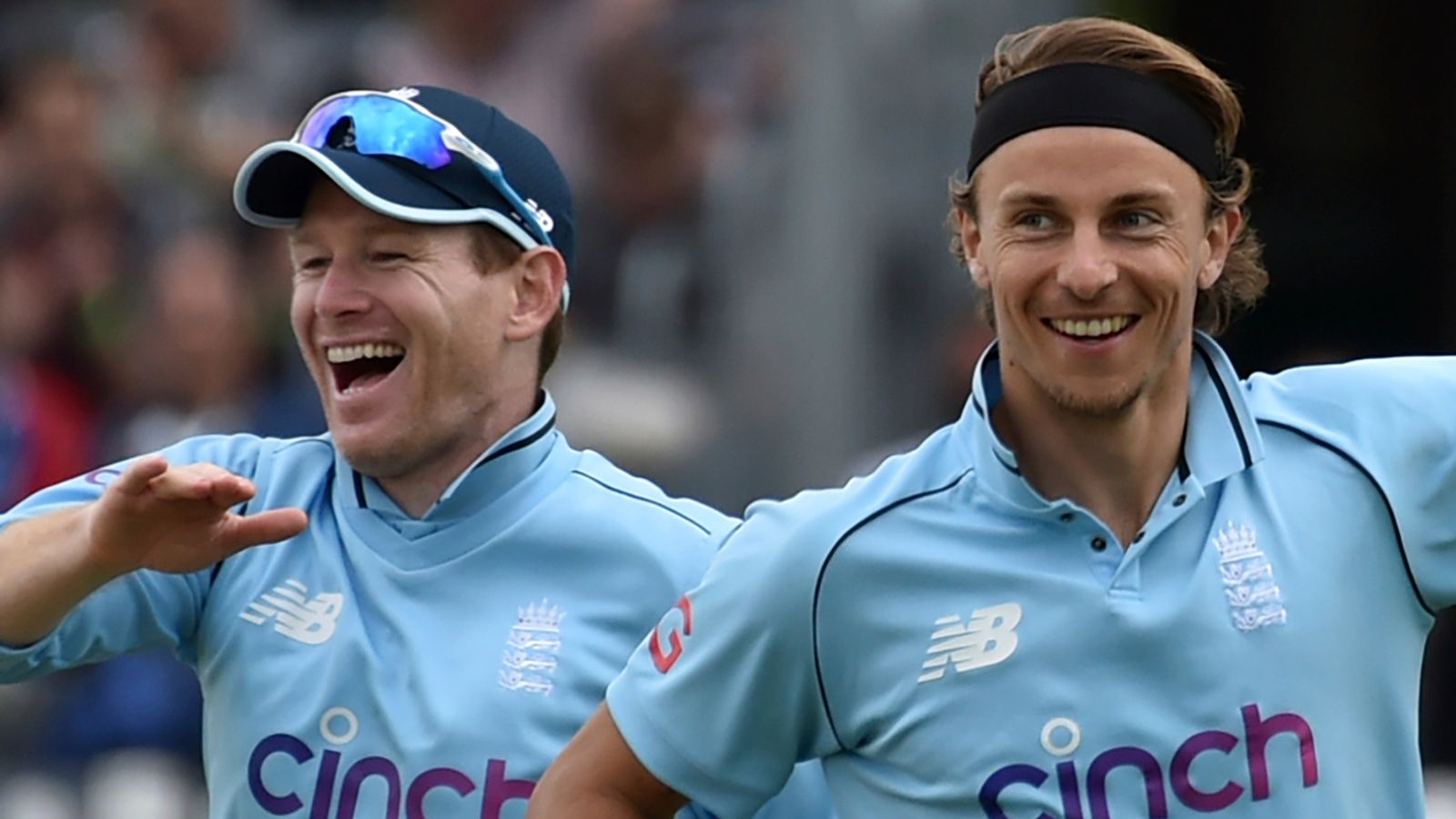 Tom Curran takes four wickets to skittle Sri Lanka before rain denies ...