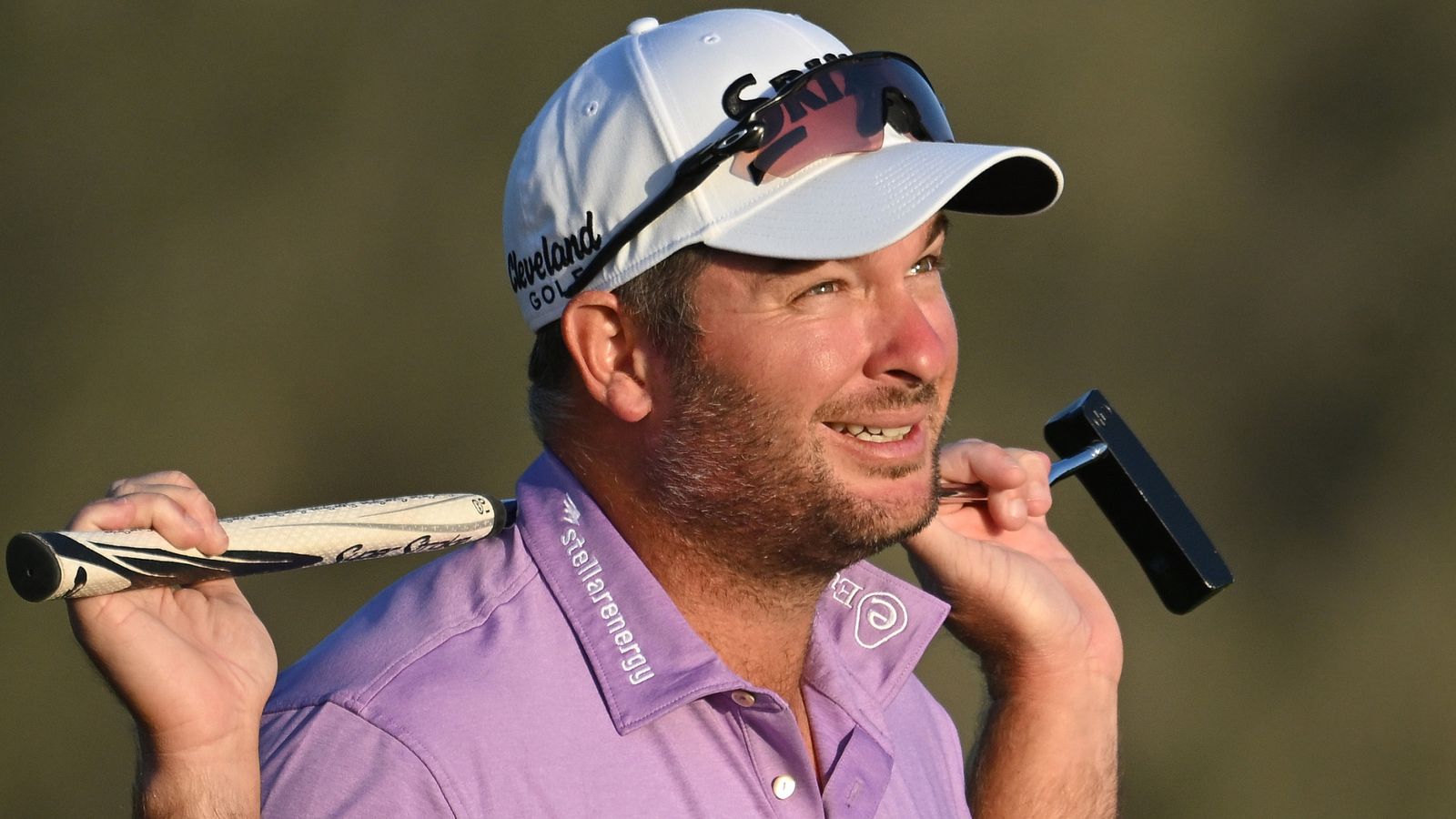 DP World Tour: Ryan Fox moves into three-shot lead at halfway stage of ...