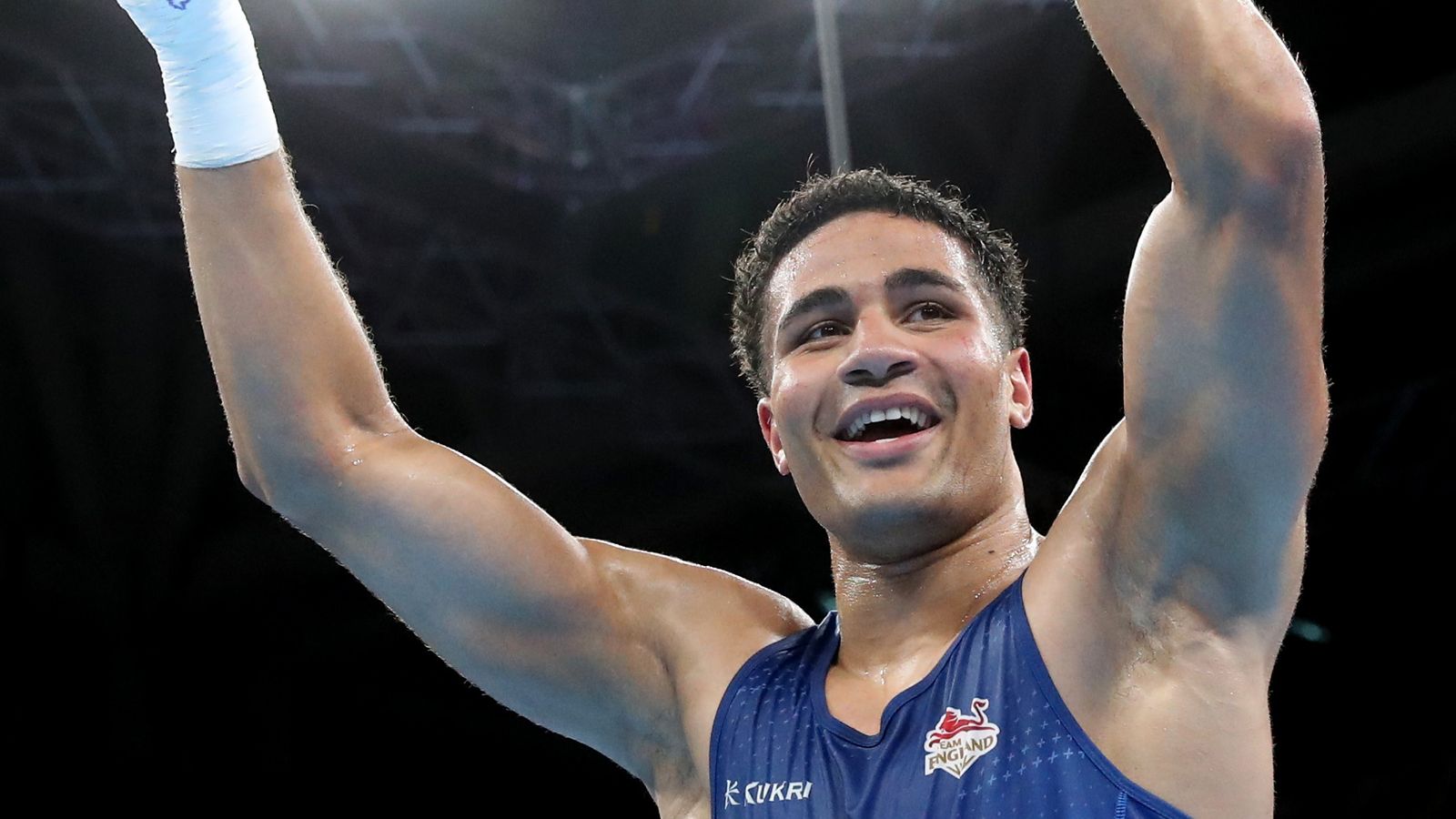 Delicious Orie triumphs in Commonwealth Games super-heavyweight final ...